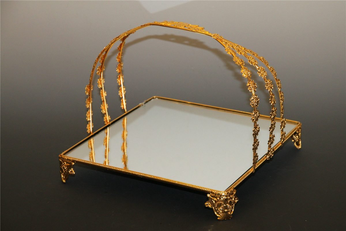 Single handed serving tray - Enerna IoTech Co., Limited.